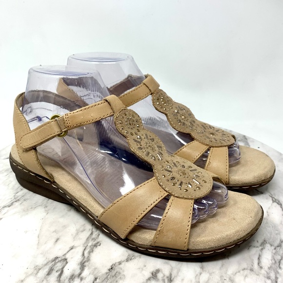 Naturalizer | Shoes | Naturalizer Soul Belle Comfort Embellished Tan ...
